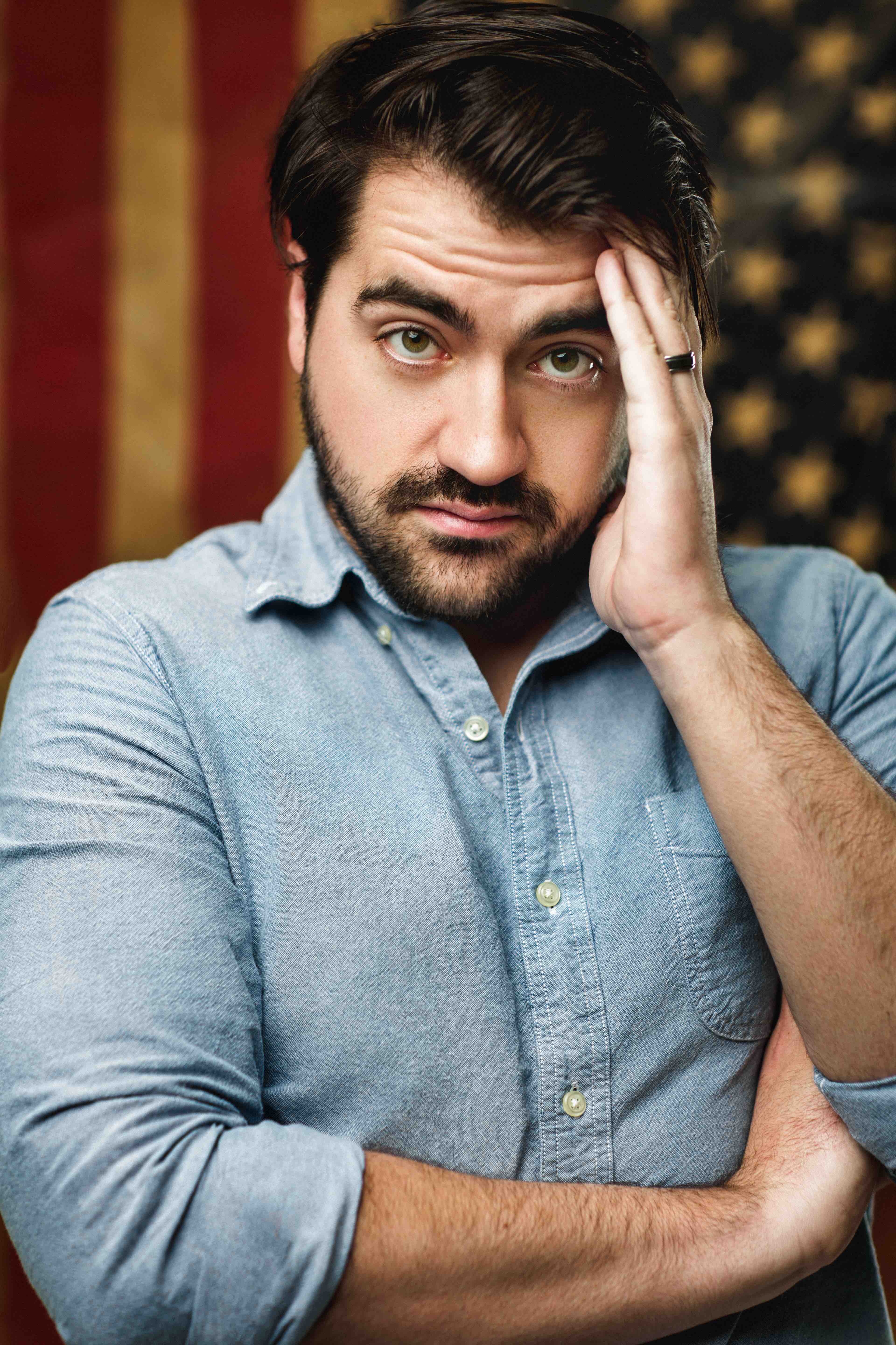 TRAE CROWDER – Olsen Run Comedy Club and Lounge